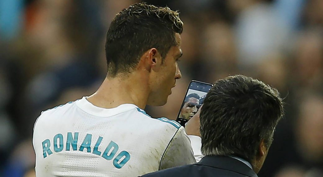 Cristiano Ronaldo has stitches for face cut in La Liga - Sportsnet.ca